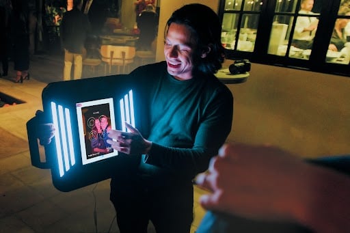 iPad Photo Booth & Mobile Photo Booth: Meet the Roamer Kit