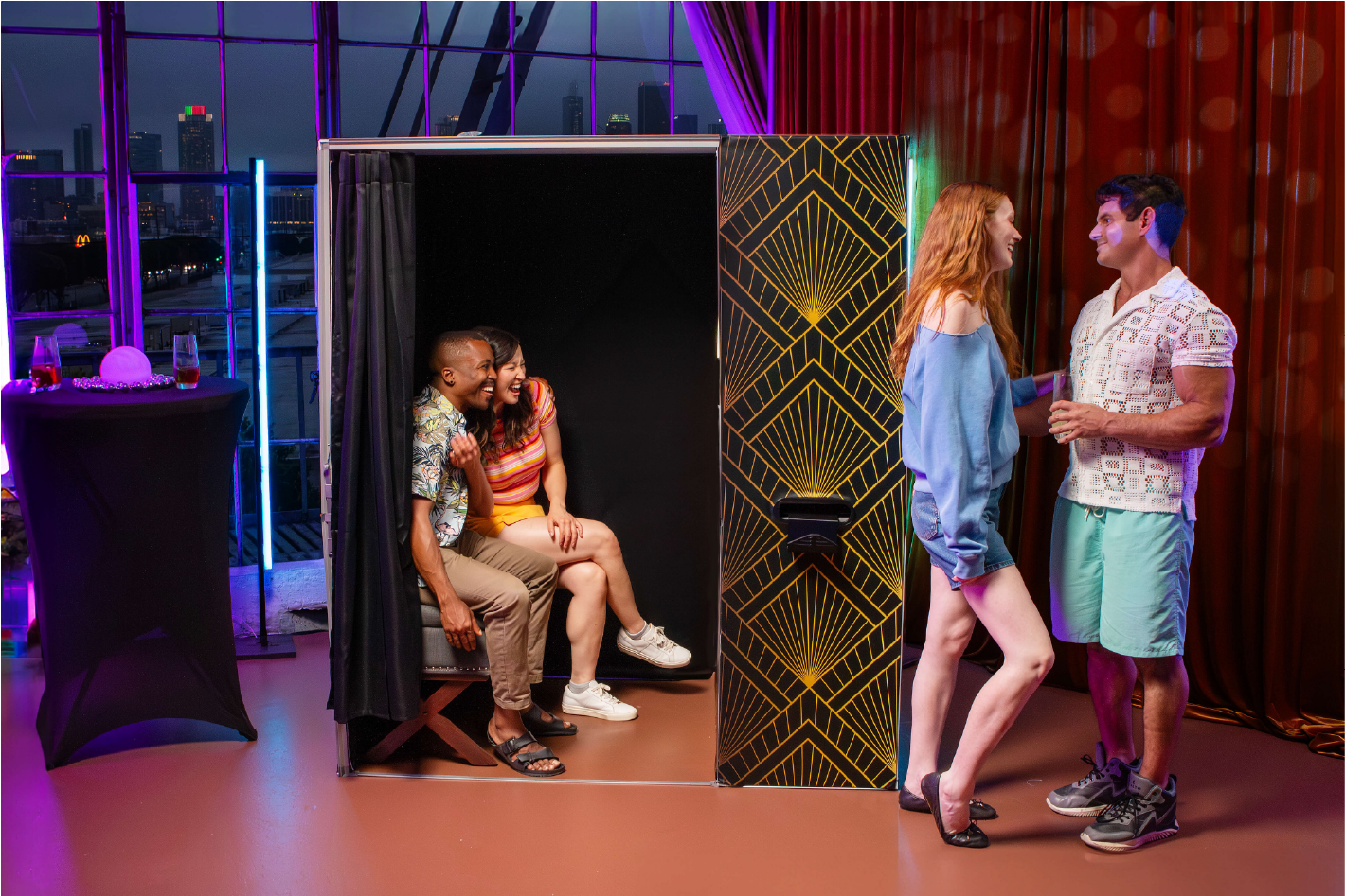 Casa Enclosed Photo Booth Revives Nostalgic Experience for Modern ...